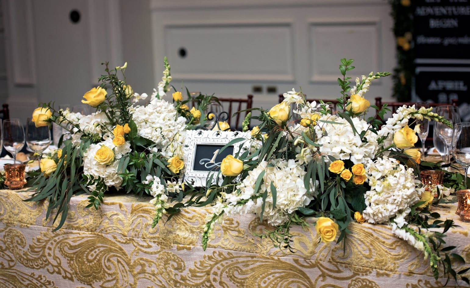 7 Rose Wedding Centerpiece Ideas [Photos] - PartySlate
