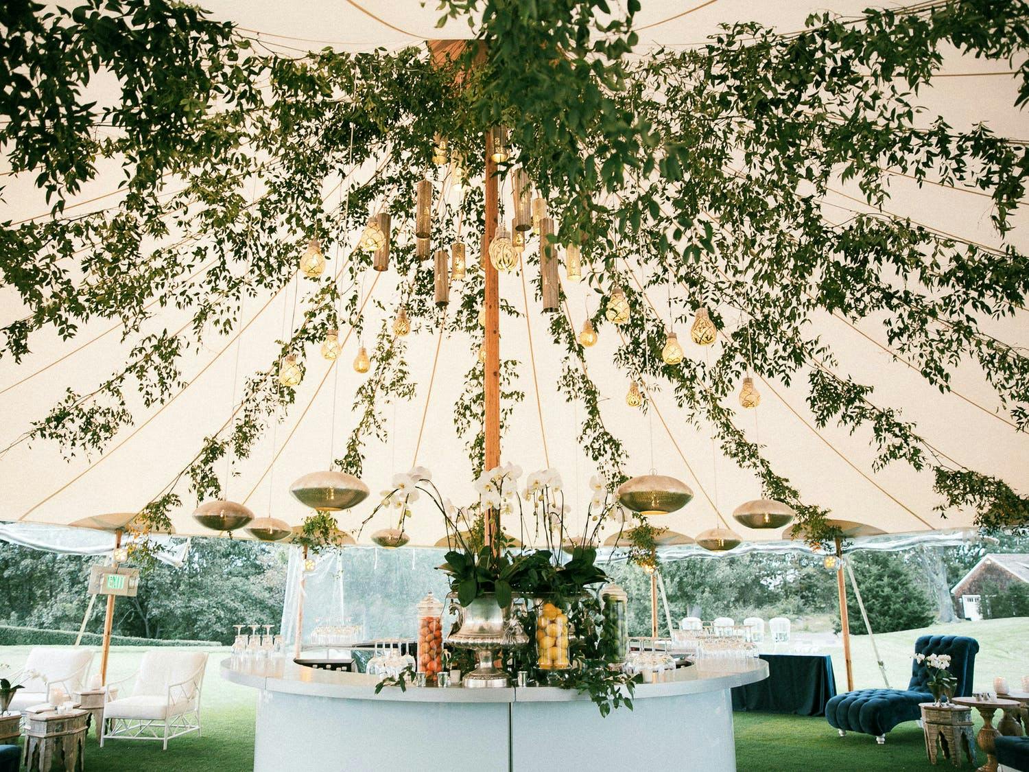 8 Wedding Tent Styles from 41 Real Celebrations [Photos] - PartySlate