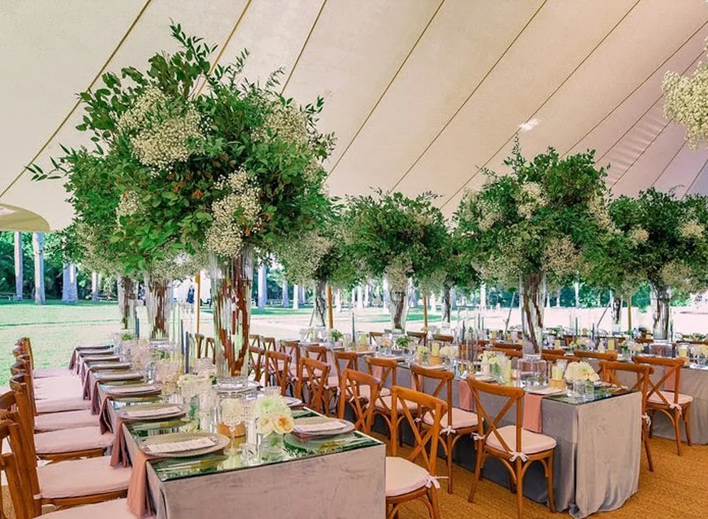 7 Fresh Ideas for Your Spring Wedding Centerpieces - PartySlate