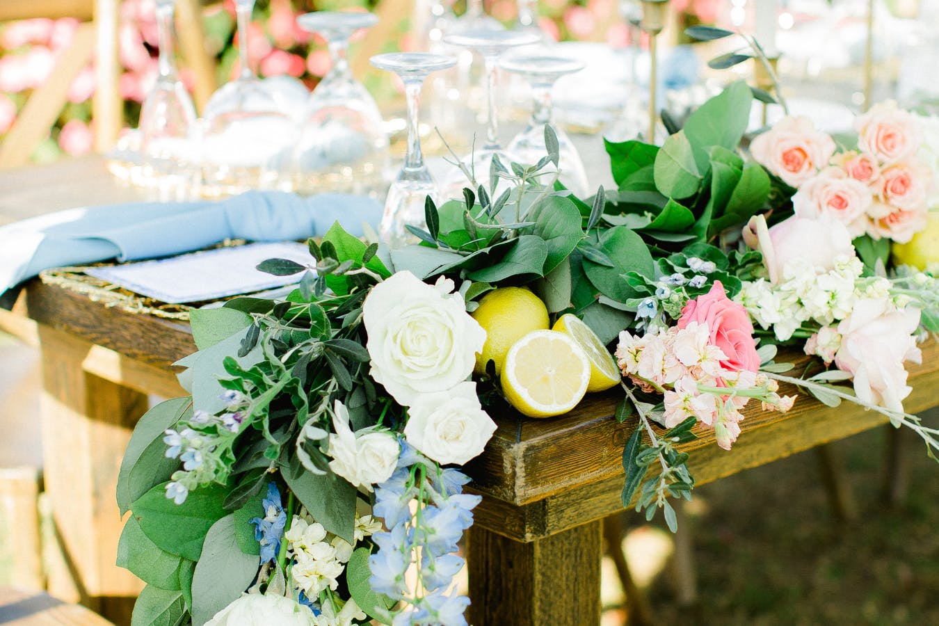 7 Fresh Ideas for Your Spring Wedding Centerpieces - PartySlate