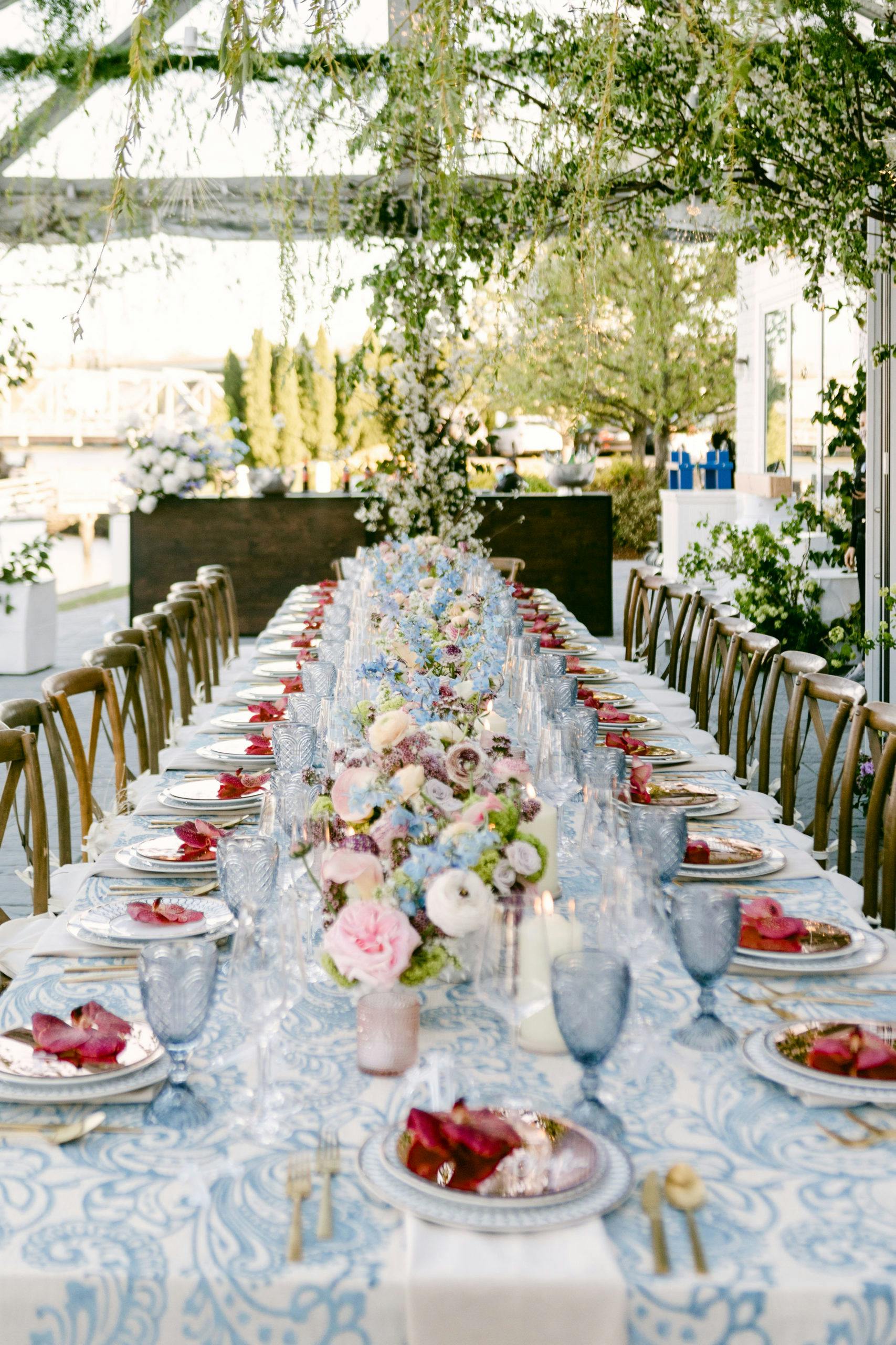 7 Fresh Ideas for Your Spring Wedding Centerpieces - PartySlate