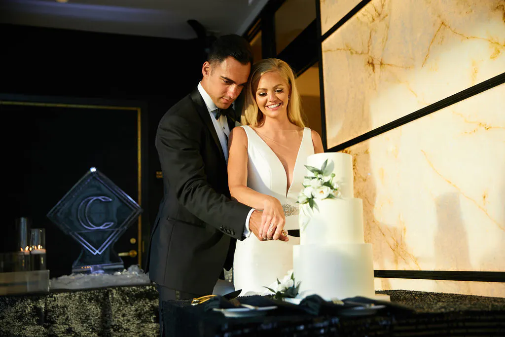 9 Classic Wedding Ideas That Will Never Go Out of Style - PartySlate