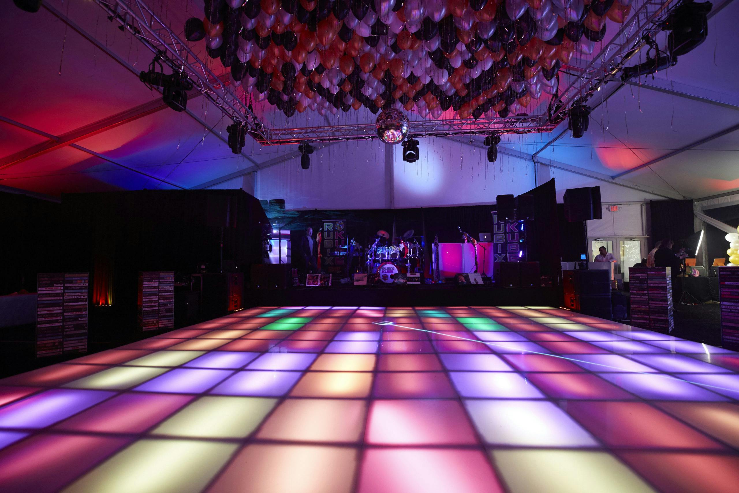 How to Plan a 50th Birthday Party That Everyone Will Remember - PartySlate