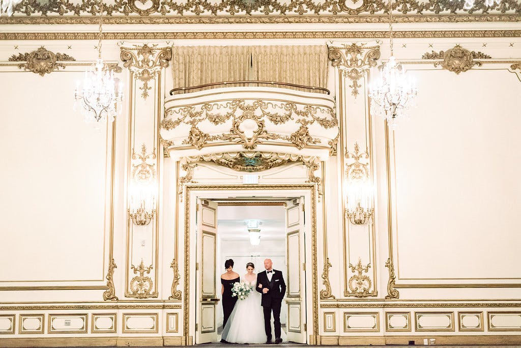 9 Classic Wedding Ideas That Will Never Go Out of Style - PartySlate