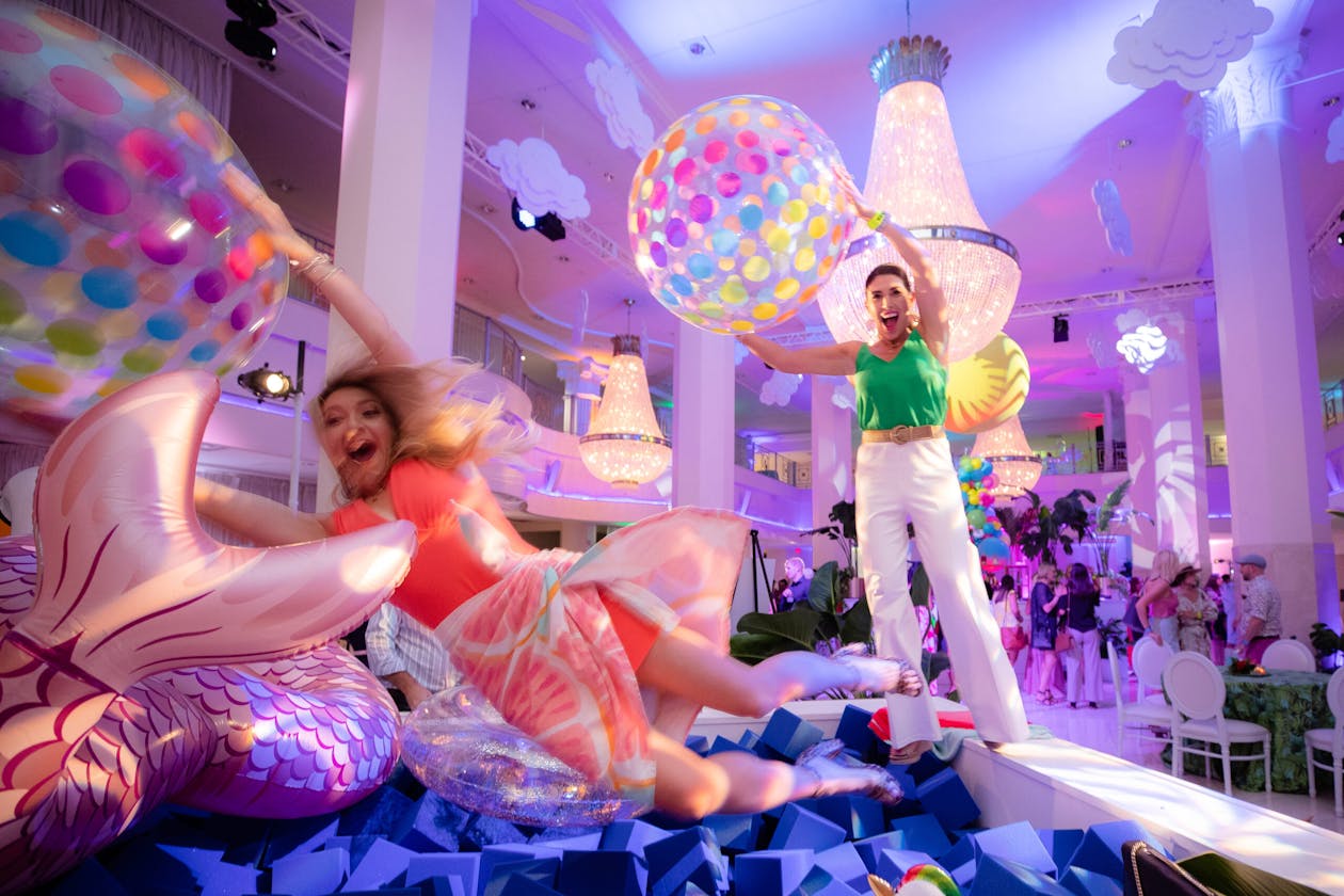 13 Company Summer Party Ideas For Fun In The Sun PartySlate 13-company-summer-party-ideas-for-fun-in-the-sun-partyslate