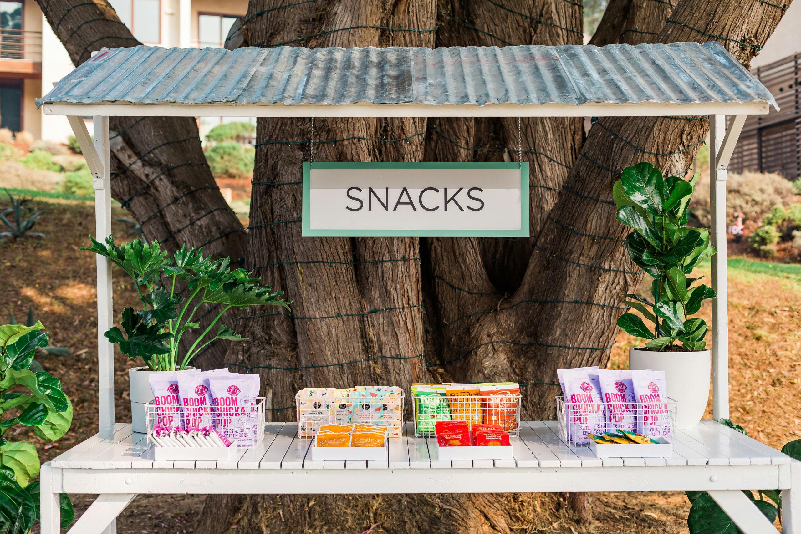 13 Company Summer Party Ideas for Fun in the Sun - PartySlate