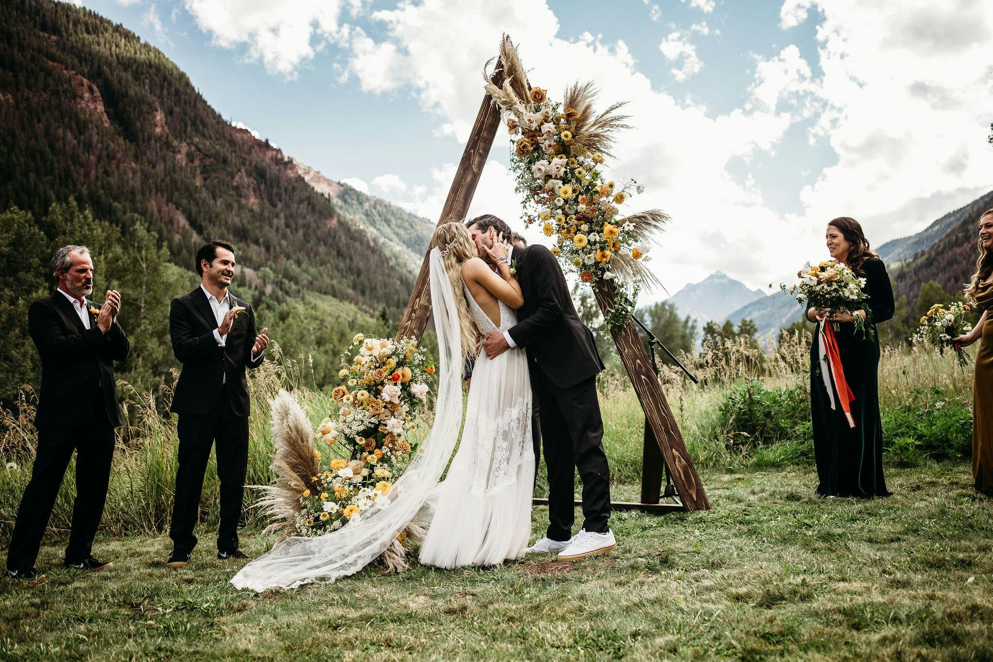From Ranches to Luxury Hotels: 8 Best Aspen Wedding Venues - PartySlate