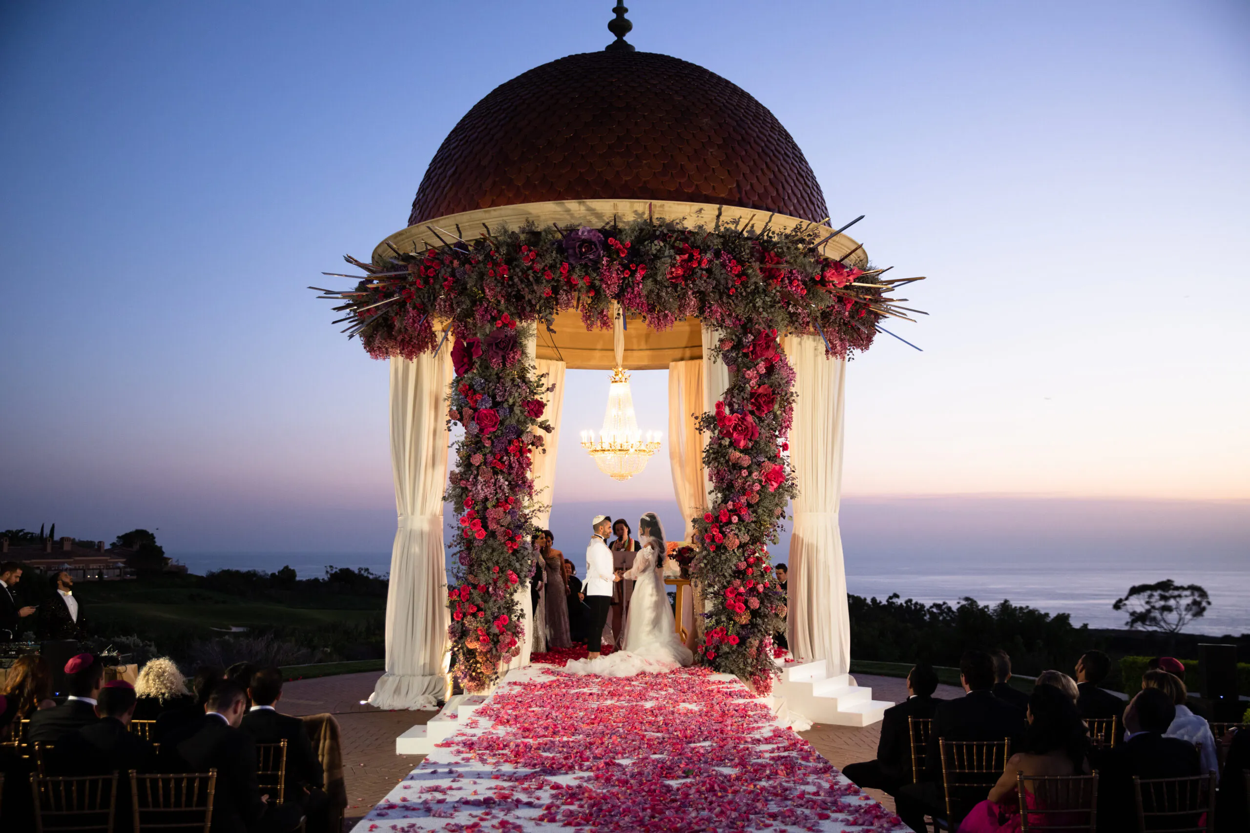 15 Romantic-Themed Wedding Arch Ideas for Own Fairytale - PartySlate