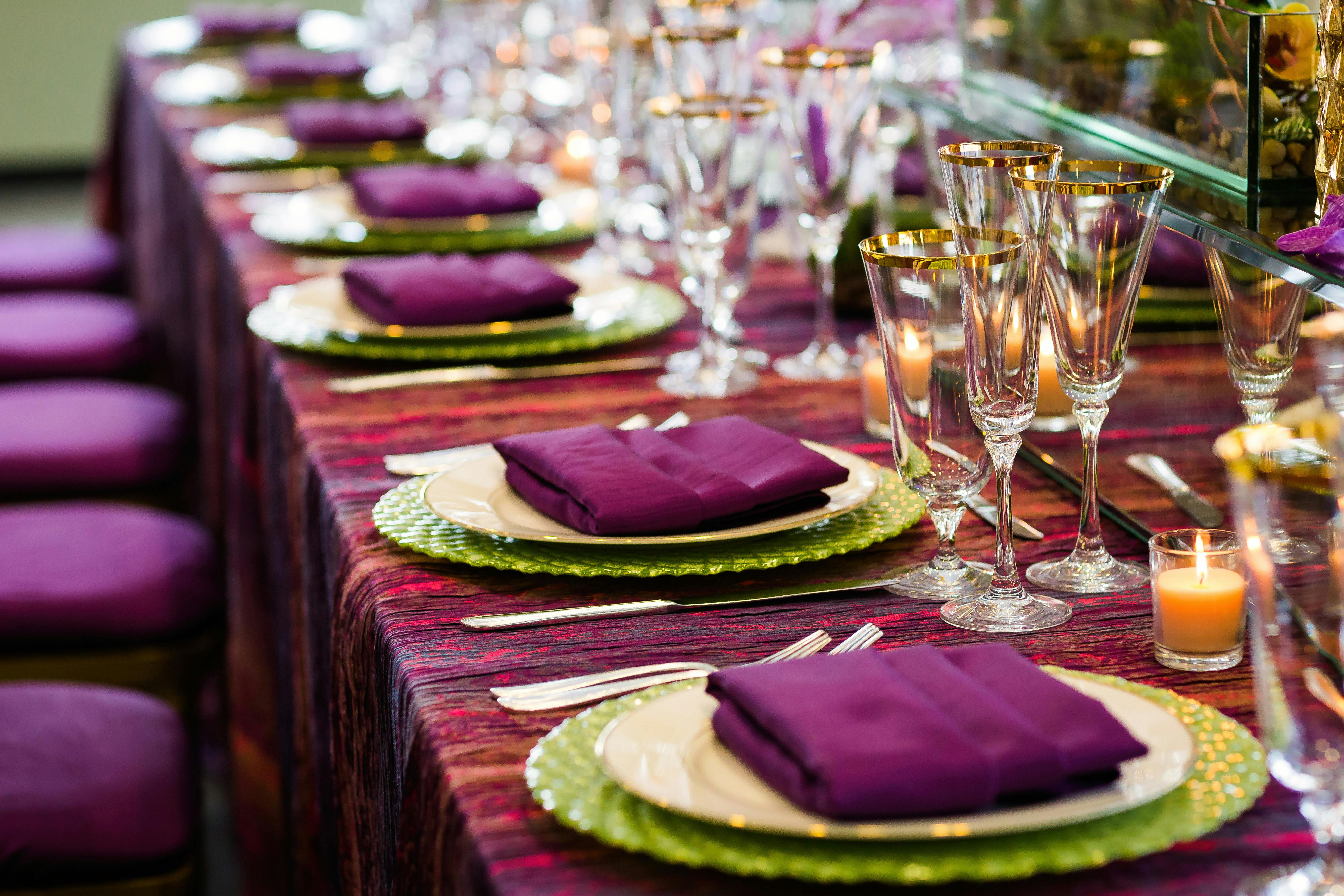 Tuesday Top 5: Fall in Love with Jewel-Tone Tablescapes - PartySlate